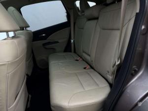 Brown Honda CR-V 2013 in Vilnius, with an engine capacity of 2.20 L and mileage of 241 thousand km for 9999 €, photo 12 on AUTOMOTO.COM.LV