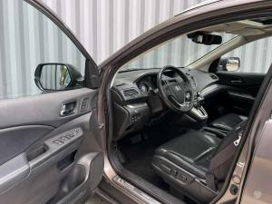 Brown Honda CR-V 2013 in Vilnius, with an engine capacity of 2.20 L and mileage of 211 thousand km for 9999 €, photo 11 on AUTOMOTO.COM.LV