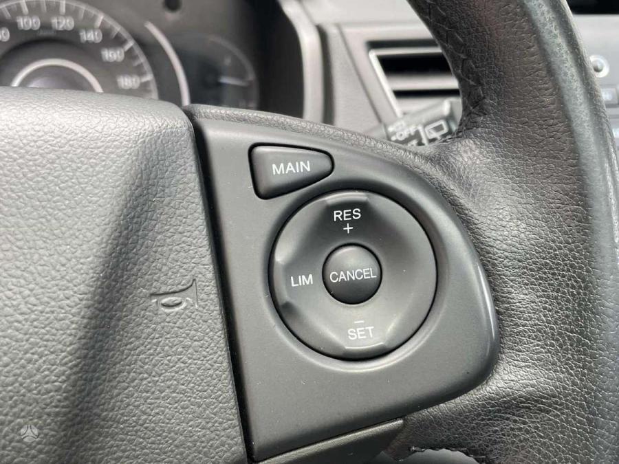 Brown Honda CR-V 2013 in Vilnius, with an engine capacity of 2.20 L and mileage of 211 thousand km for 9999 €, photo 14 on AUTOMOTO.COM.LV