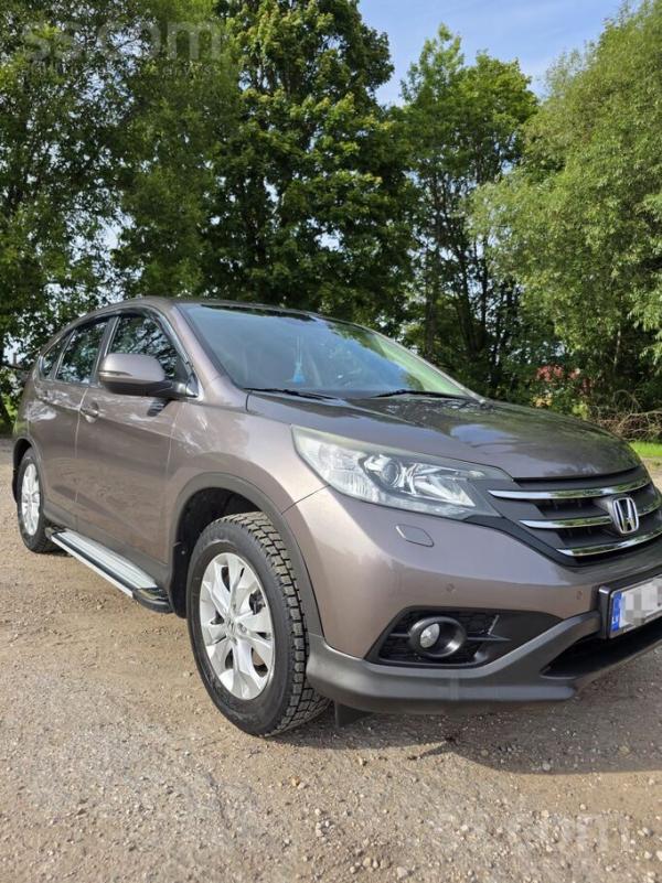 Brūns Honda CR-V 2013 Saldus, ar dzinēja tilpumu 1.60 L un nobraukumu 102 tūkst. km par 9495 €, foto 1 vietnē AUTOMOTO.COM.LV