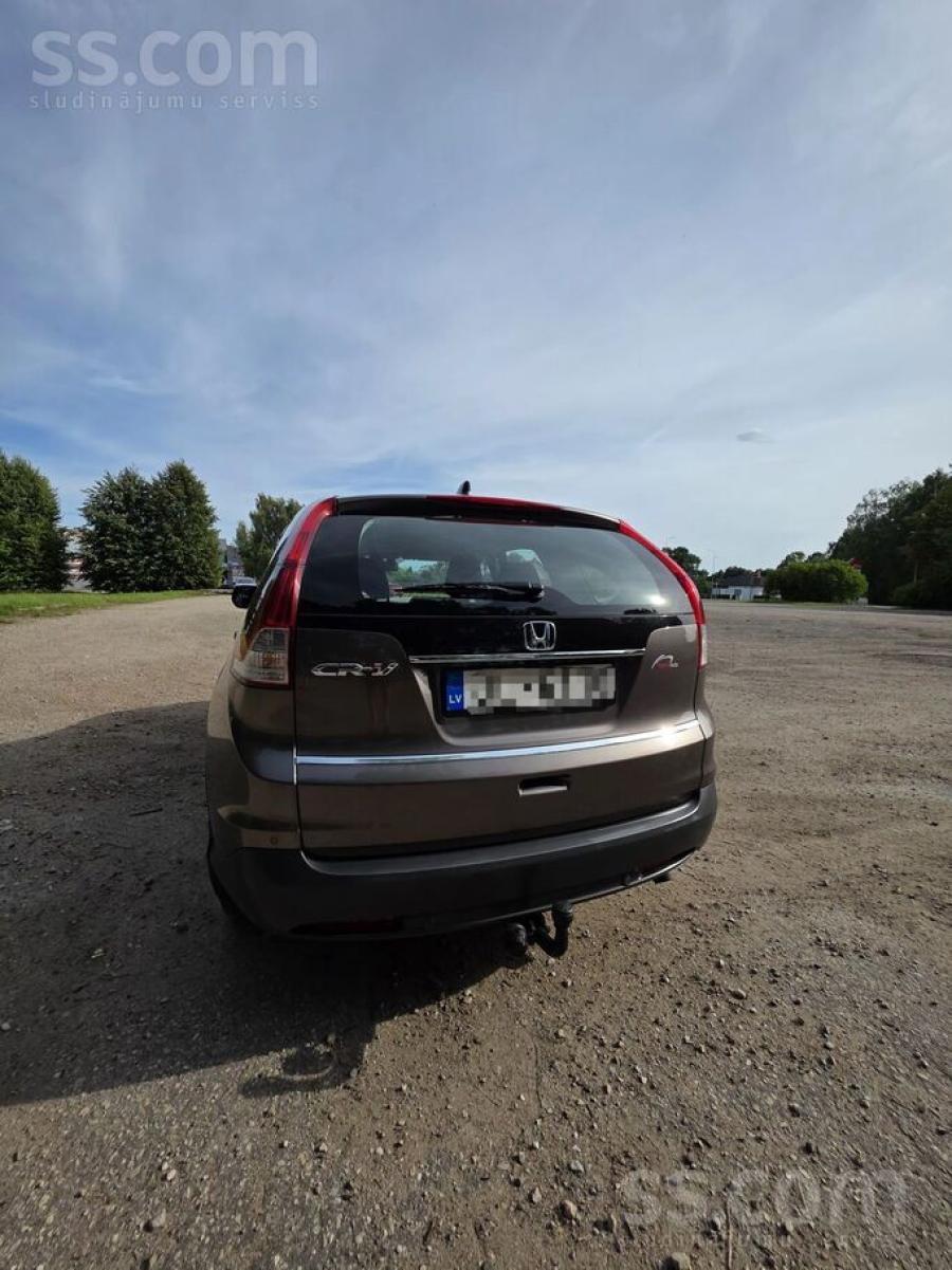 Brūns Honda CR-V 2013 Saldus, ar dzinēja tilpumu 1.60 L un nobraukumu 102 tūkst. km par 9495 €, foto 7 vietnē AUTOMOTO.COM.LV