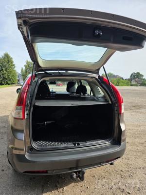 Brūns Honda CR-V 2013 Saldus, ar dzinēja tilpumu 1.60 L un nobraukumu 102 tūkst. km par 9495 €, foto 12 vietnē AUTOMOTO.COM.LV