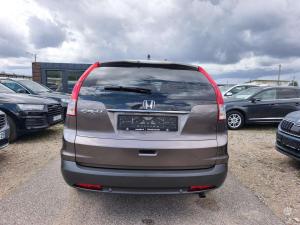 Brown Honda CR-V 2013 in Vilnius, with an engine capacity of 2.20 L and mileage of 221 thousand km for 9950 €, photo 6 on AUTOMOTO.COM.LV