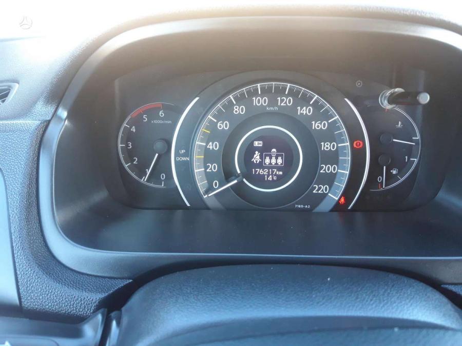 Brūns Honda CR-V 2013 Šauļi, ar dzinēja tilpumu 2.20 L un nobraukumu 176 tūkst. km par 8200 €, foto 14 vietnē AUTOMOTO.COM.LV