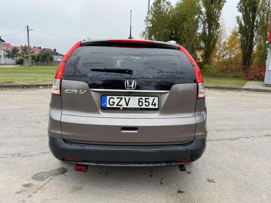 Brown Honda CR-V 2013 in Taurage, with an engine capacity of 2.35 L and mileage of 168 thousand km for 5800 €, photo 6 on AUTOMOTO.COM.LV