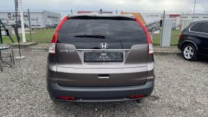 Brown Honda CR-V 2014 in Marijampole, with an engine capacity of 2.20 L and mileage of 172 thousand km for 10990 €, photo 8 on AUTOMOTO.COM.LV