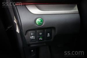 Brown Honda CR-V 2014 in Tukums, with an engine capacity of 2.20 L and mileage of 0 thousand km for 7390 €, photo 16 on AUTOMOTO.COM.LV