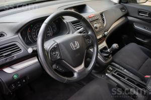 Brown Honda CR-V 2014 in Tukums, with an engine capacity of 2.20 L and mileage of 0 thousand km for 7390 €, photo 19 on AUTOMOTO.COM.LV