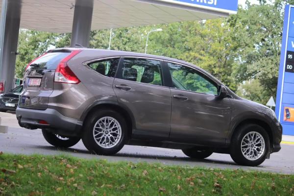 Brūns Honda CR-V 2014 Rīga, ar dzinēja tilpumu 1.60 L un nobraukumu 208 tūkst. km par 9390 €, foto 6 vietnē AUTOMOTO.COM.LV