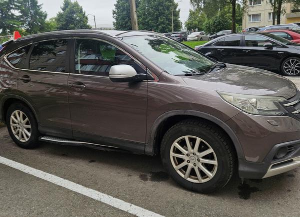 Brown Honda CR-V 2014 in Tallinn, with an engine capacity of 2.00 L and mileage of 98 thousand km for 13500 €, photo 3 on AUTOMOTO.COM.LV