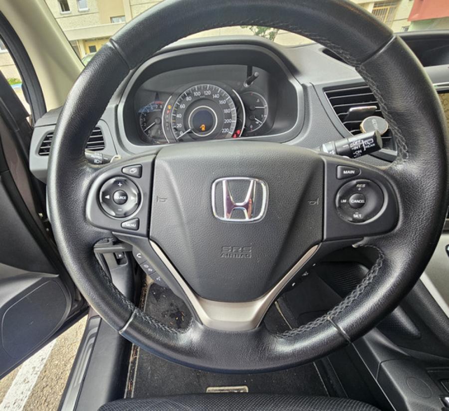 Brūns Honda CR-V 2014 Tallina, ar dzinēja tilpumu 2.00 L un nobraukumu 98 tūkst. km par 13500 €, foto 5 vietnē AUTOMOTO.COM.LV