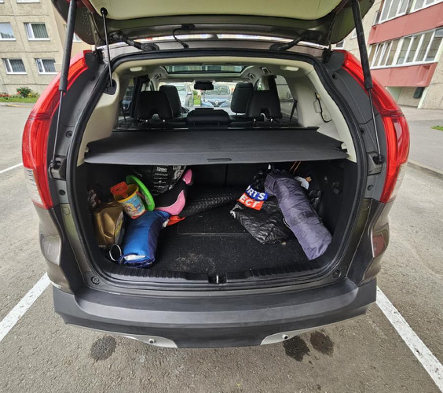 Brūns Honda CR-V 2014 Tallina, ar dzinēja tilpumu 2.00 L un nobraukumu 98 tūkst. km par 13500 €, foto 6 vietnē AUTOMOTO.COM.LV