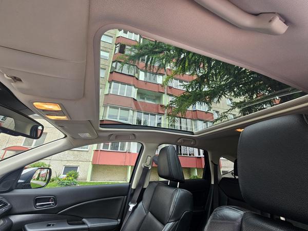 Brown Honda CR-V 2014 in Tallinn, with an engine capacity of 2.00 L and mileage of 98 thousand km for 13500 €, photo 8 on AUTOMOTO.COM.LV