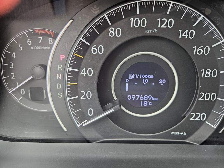 Brūns Honda CR-V 2014 Tallina, ar dzinēja tilpumu 2.00 L un nobraukumu 98 tūkst. km par 13500 €, foto 18 vietnē AUTOMOTO.COM.LV