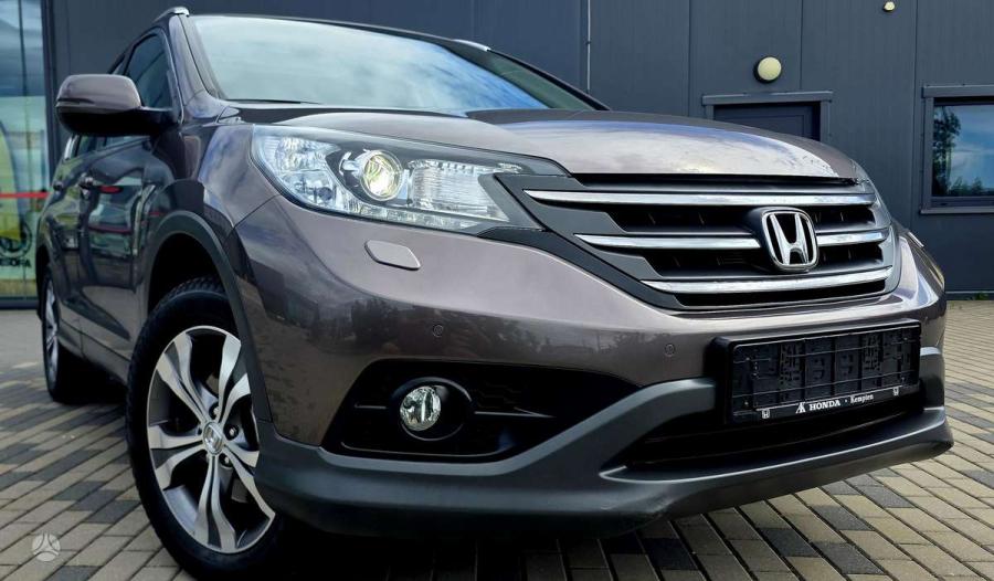Brūns Honda CR-V 2014 Šauļi, ar dzinēja tilpumu 2.20 L un nobraukumu 240 tūkst. km par 11250 €, foto 1 vietnē AUTOMOTO.COM.LV