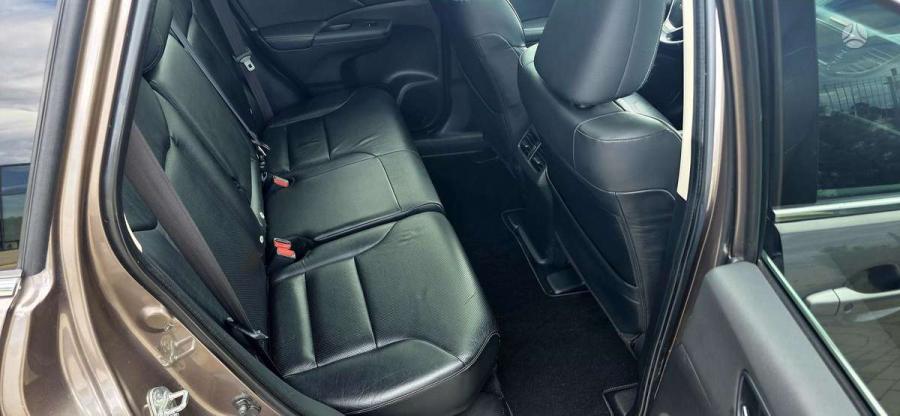 Brūns Honda CR-V 2014 Šauļi, ar dzinēja tilpumu 2.20 L un nobraukumu 240 tūkst. km par 11250 €, foto 30 vietnē AUTOMOTO.COM.LV
