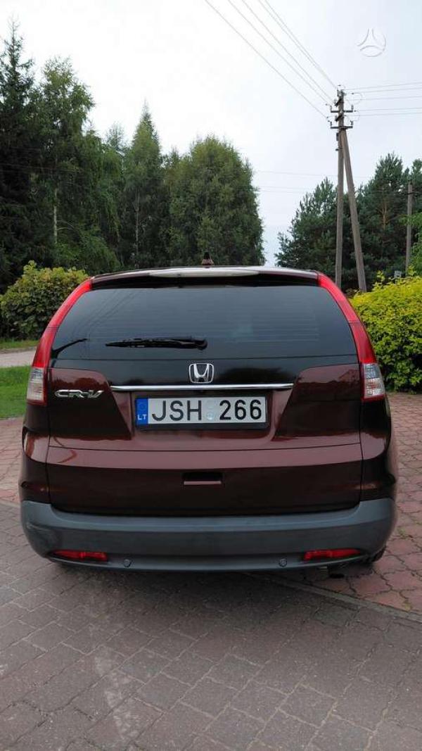 Honda CR-V 2014 Viļņa vietnē Brūns Honda CR-V 2014 Viļņa, ar dzinēja tilpumu 2.20 L un nobraukumu 248 tūkst. km par 10500 €, foto 9 vietnē AUTOMOTO.COM.LV
