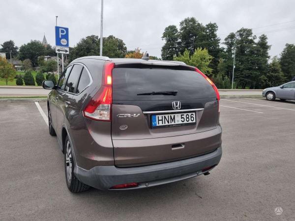 Хонда СРВ 2014 в Таураге на AUTOMOTO.COM.LV Коричневый Хонда СРВ 2014 в Таураге, объемом двигателя 2.20 л и пробегом 170 тыс. км за 7700 €, фото 8 на AUTOMOTO.COM.LV