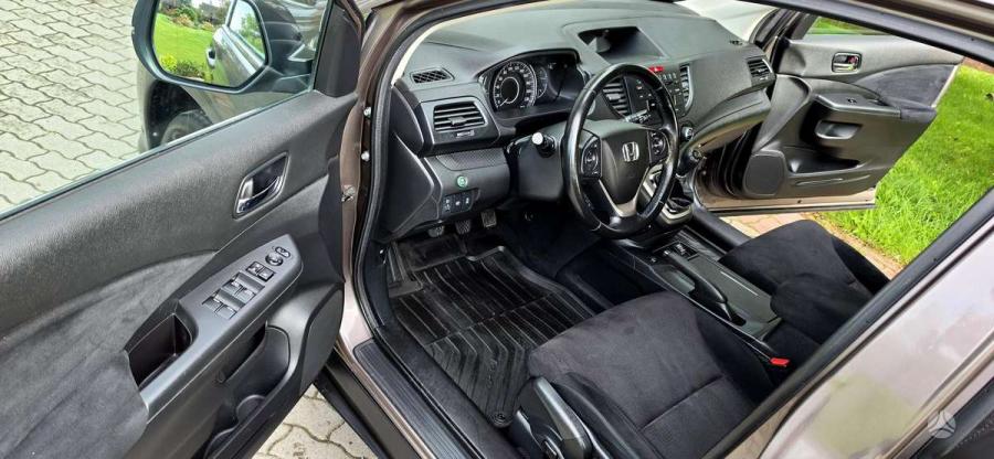 Brūns Honda CR-V 2014 Prienai, ar dzinēja tilpumu 1.60 L un nobraukumu 299 tūkst. km par 7250 €, foto 23 vietnē AUTOMOTO.COM.LV