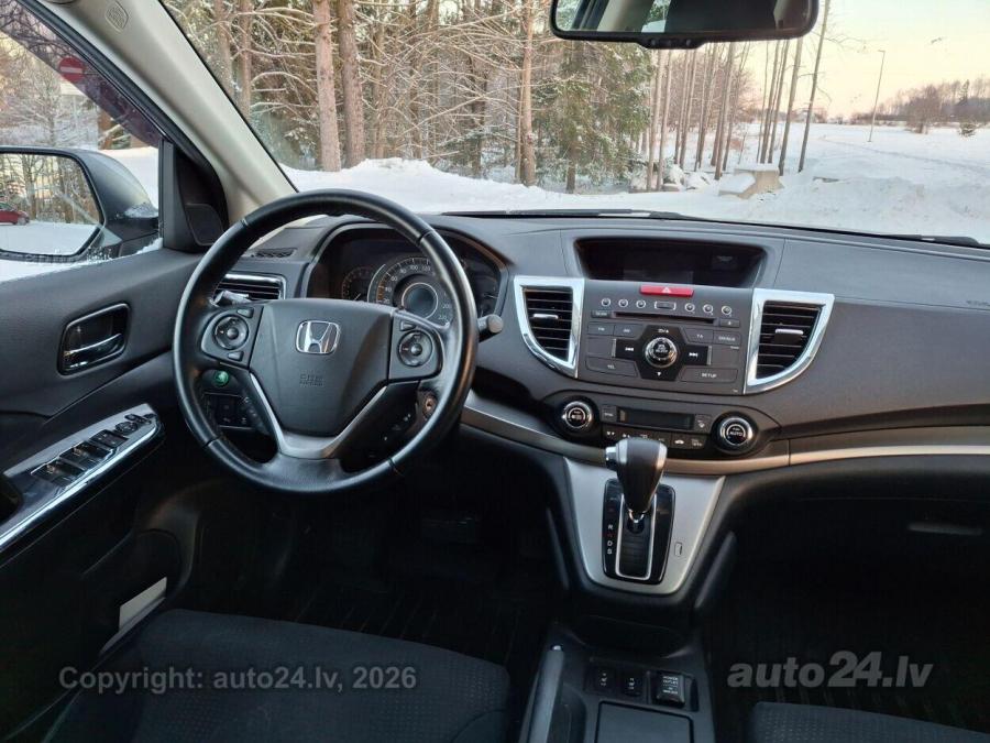 Brūns Honda CR-V 2015 Tartu, ar dzinēja tilpumu 2.00 L un nobraukumu 151 tūkst. km par 11990 €, foto 4 vietnē AUTOMOTO.COM.LV