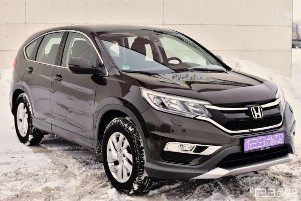 Brūns Honda CR-V 2015 Kretinga, ar dzinēja tilpumu 1.60 L un nobraukumu 134 tūkst. km par 14750 €, foto 5 vietnē AUTOMOTO.COM.LV