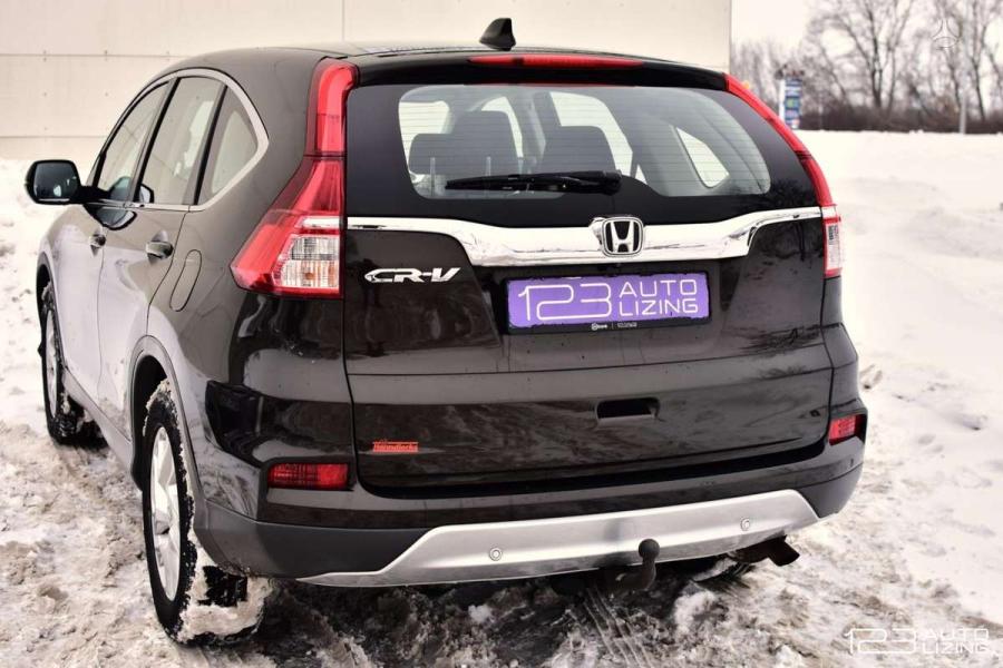 Brown Honda CR-V 2015 in Kretinga, with an engine capacity of 1.60 L and mileage of 134 thousand km for 14750 €, photo 8 on AUTOMOTO.COM.LV