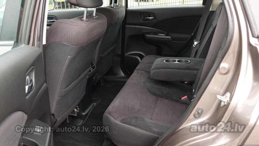 Коричневый Хонда СРВ 2015 в Тарту, объемом двигателя 1.60 л и пробегом 180 тыс. км за 12990 €, фото 9 на AUTOMOTO.COM.LV