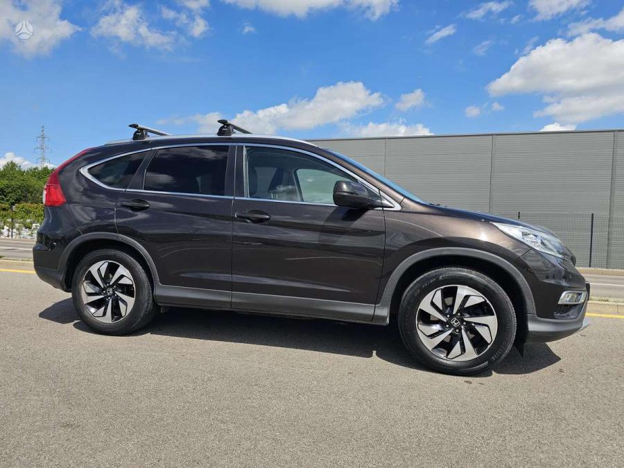 Brūns Honda CR-V 2015 Kauņa, ar dzinēja tilpumu 1.60 L un nobraukumu 166 tūkst. km par 10300 €, foto 17 vietnē AUTOMOTO.COM.LV