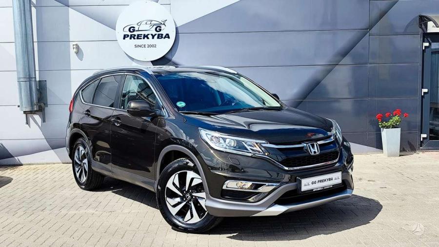 Brown Honda CR-V 2015 in Kaunas, with an engine capacity of 1.60 L and mileage of 184 thousand km for 12950 €, photo 1 on AUTOMOTO.COM.LV