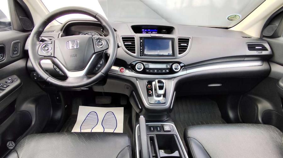 Brown Honda CR-V 2015 in Kaunas, with an engine capacity of 1.60 L and mileage of 184 thousand km for 12950 €, photo 15 on AUTOMOTO.COM.LV