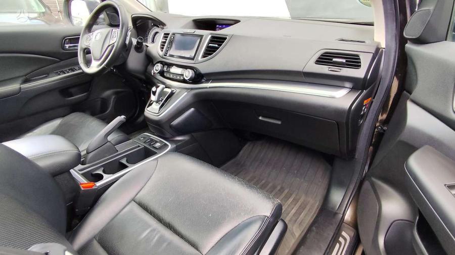 Brown Honda CR-V 2015 in Kaunas, with an engine capacity of 1.60 L and mileage of 184 thousand km for 12950 €, photo 22 on AUTOMOTO.COM.LV