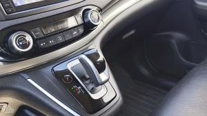 Brown Honda CR-V 2015 in Ramuciai, with an engine capacity of 1.60 L and mileage of 184 thousand km for 12950 €, photo 18 on AUTOMOTO.COM.LV