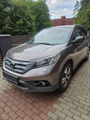 Brūns Honda CR-V 2015 Anykščiai, ar dzinēja tilpumu 2.20 L un nobraukumu 238 tūkst. km par 10500 €, foto 4 vietnē AUTOMOTO.COM.LV