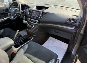 Brown Honda CR-V 2015 in Siauliai, with an engine capacity of 1.60 L and mileage of 125 thousand km for 10900 €, photo 8 on AUTOMOTO.COM.LV