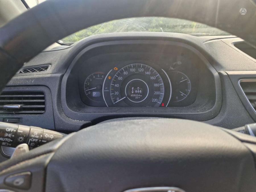 Brown Honda CR-V 2015 in Marijampole, with an engine capacity of 1.60 L and mileage of 450 thousand km for 5500 €, photo 5 on AUTOMOTO.COM.LV