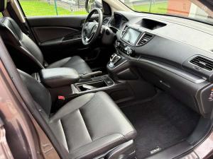 Brown Honda CR-V 2015 in Vilnius, with an engine capacity of 1.60 L and mileage of 180 thousand km for 13800 €, photo 15 on AUTOMOTO.COM.LV