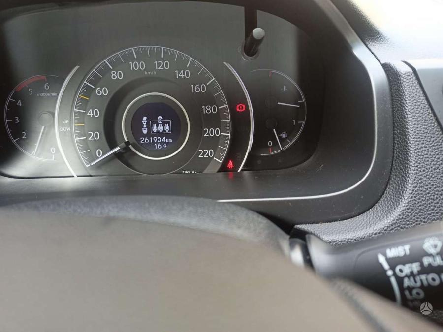 Brown Honda CR-V 2015 in Kaunas, with an engine capacity of 1.60 L and mileage of 262 thousand km for 9300 €, photo 4 on AUTOMOTO.COM.LV