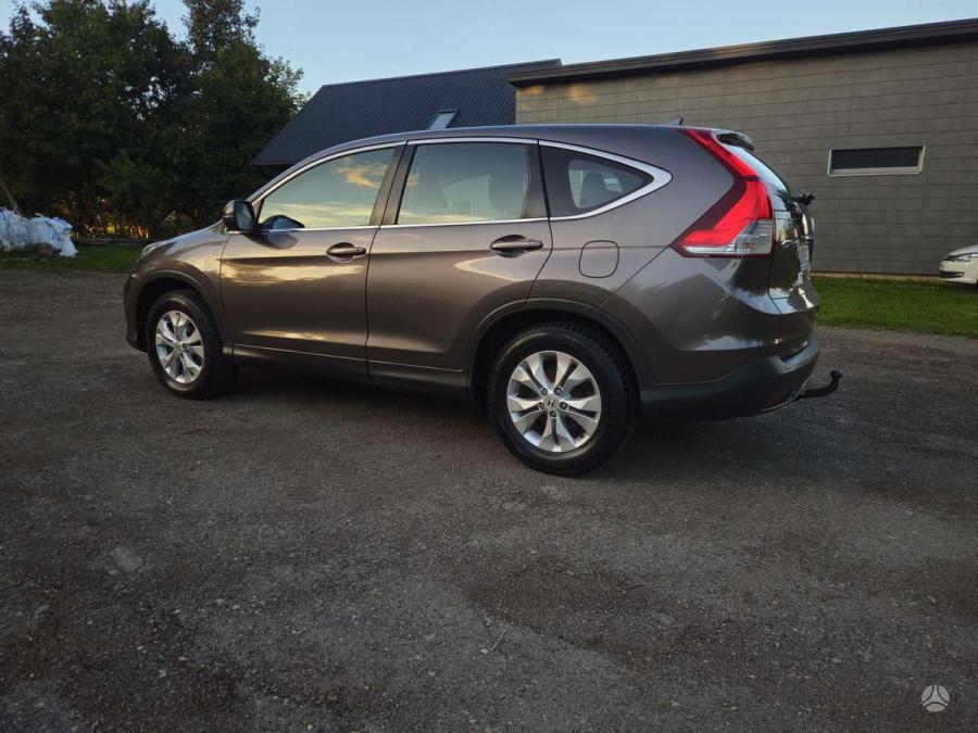 Brūns Honda CR-V 2015 Radviliškis, ar dzinēja tilpumu 1.60 L un nobraukumu 270 tūkst. km par 7900 €, foto 7 vietnē AUTOMOTO.COM.LV