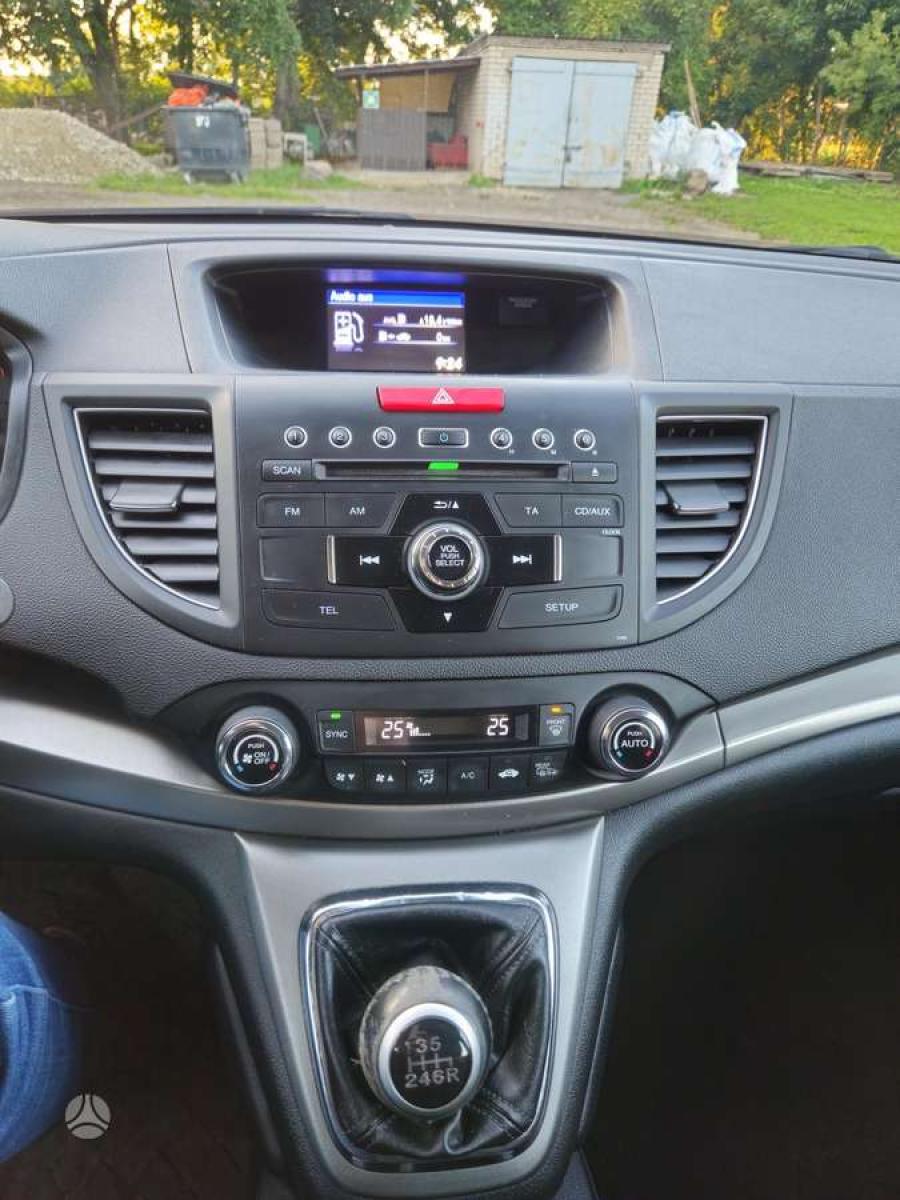 Brūns Honda CR-V 2015 Radviliškis, ar dzinēja tilpumu 1.60 L un nobraukumu 270 tūkst. km par 7900 €, foto 28 vietnē AUTOMOTO.COM.LV