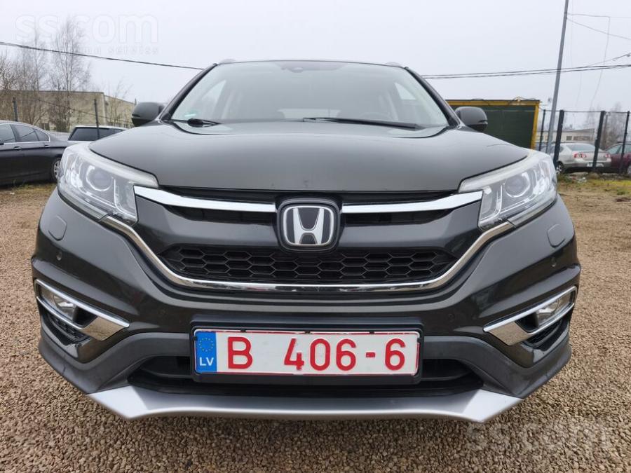 Brūns Honda CR-V 2016 Rīga, ar dzinēja tilpumu 1.60 L un nobraukumu 0 tūkst. km par 13500 €, foto 3 vietnē AUTOMOTO.COM.LV