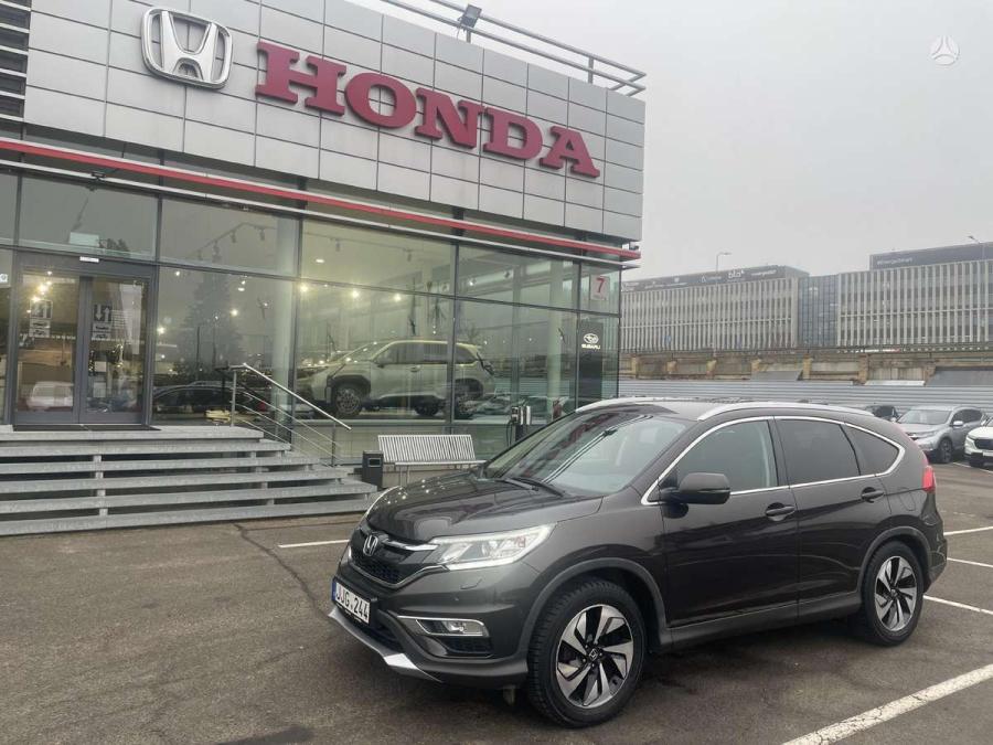 Brūns Honda CR-V 2016 Viļņa, ar dzinēja tilpumu 1.60 L un nobraukumu 173 tūkst. km par 15490 €, foto 1 vietnē AUTOMOTO.COM.LV