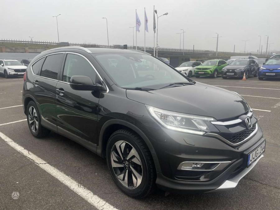 Brūns Honda CR-V 2016 Viļņa, ar dzinēja tilpumu 1.60 L un nobraukumu 173 tūkst. km par 15490 €, foto 3 vietnē AUTOMOTO.COM.LV
