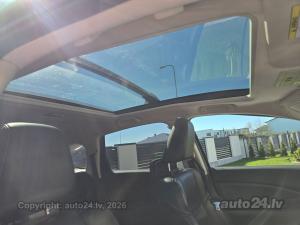 Brown Honda CR-V 2016 in Tallinn, with an engine capacity of 1.60 L and mileage of 132 thousand km for 16500 €, photo 5 on AUTOMOTO.COM.LV