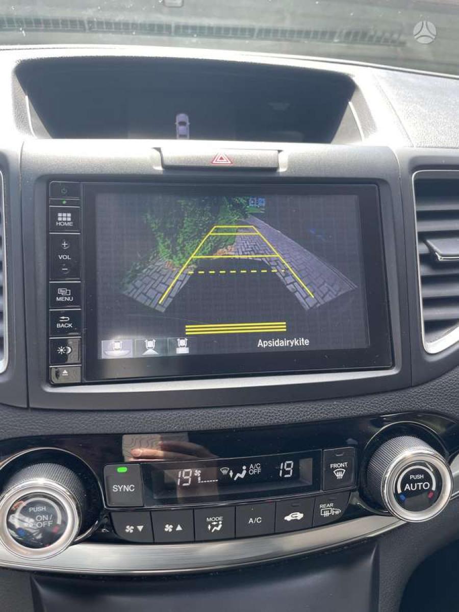 Brūns Honda CR-V 2016 Viļņa, ar dzinēja tilpumu 1.60 L un nobraukumu 322 tūkst. km par 9100 €, foto 13 vietnē AUTOMOTO.COM.LV