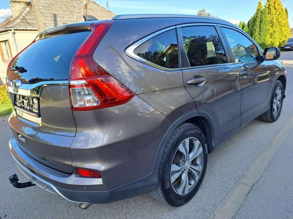 Brūns Honda CR-V 2016 Prienai, ar dzinēja tilpumu 1.60 L un nobraukumu 294 tūkst. km par 11900 €, foto 5 vietnē AUTOMOTO.COM.LV