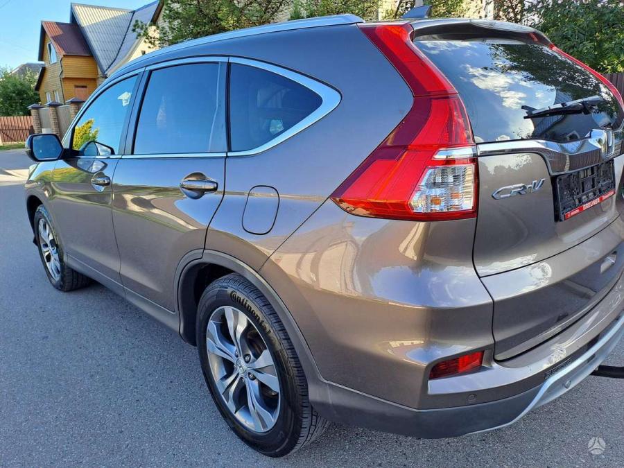 Brūns Honda CR-V 2016 Prienai, ar dzinēja tilpumu 1.60 L un nobraukumu 294 tūkst. km par 11900 €, foto 7 vietnē AUTOMOTO.COM.LV
