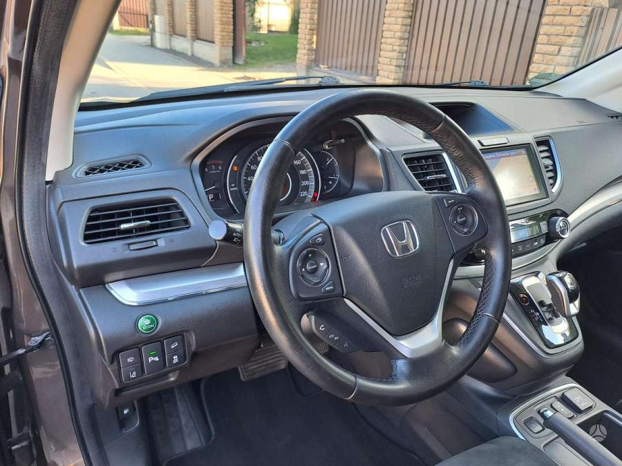Brūns Honda CR-V 2016 Prienai, ar dzinēja tilpumu 1.60 L un nobraukumu 294 tūkst. km par 11900 €, foto 9 vietnē AUTOMOTO.COM.LV