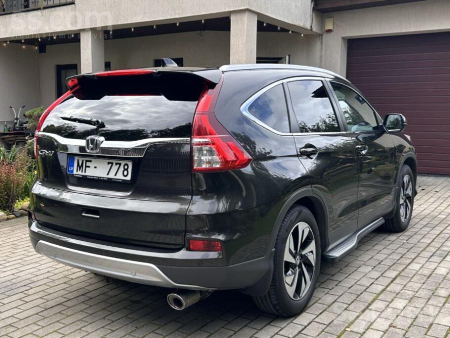 Brūns Honda CR-V 2016 Rīga, ar dzinēja tilpumu 2.00 L un nobraukumu 171 tūkst. km par 14400 €, foto 3 vietnē AUTOMOTO.COM.LV