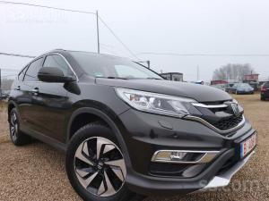 Brown Honda CR-V 2016 in Riga, with an engine capacity of 1.60 L and mileage of 250 thousand km for 13500 €, photo  on AUTOMOTO.COM.LV