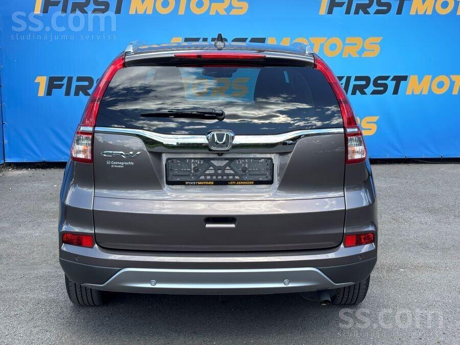 Brūns Honda CR-V 2017 Rīga, ar dzinēja tilpumu 1.60 L un nobraukumu 123 tūkst. km par 12950 €, foto 5 vietnē AUTOMOTO.COM.LV